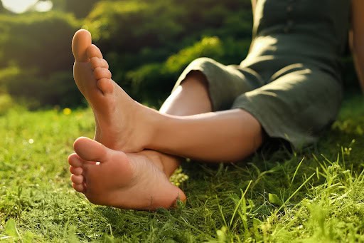 Preventing And Treating Summer Toenail Problems With Yeargain Foot